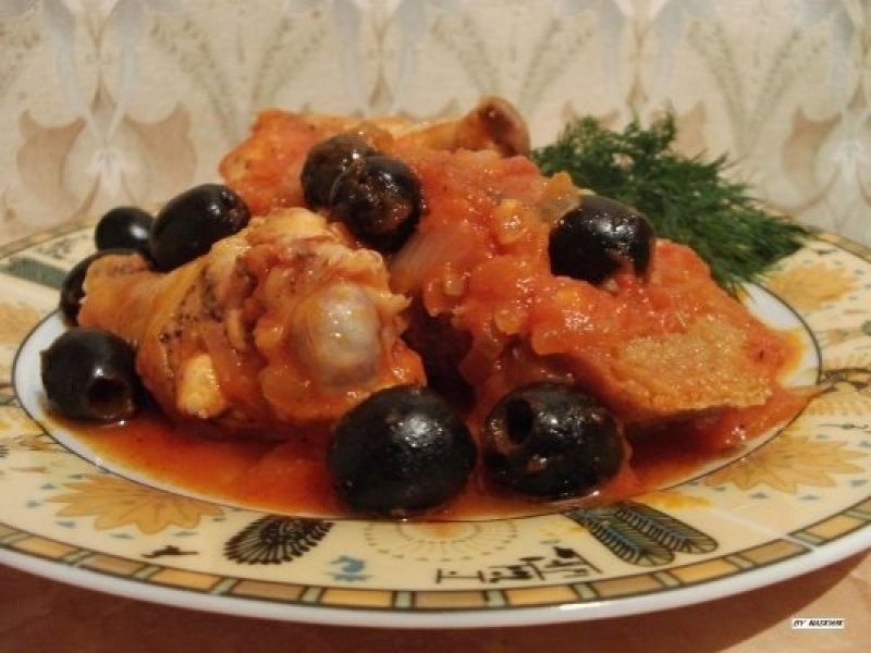 Pui cu rosii si masline | Retete culinare | Gustos.ro
