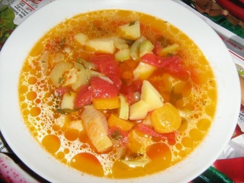 Ciorba de vara ( zarzavat ) | Retete culinare | Gustos.ro