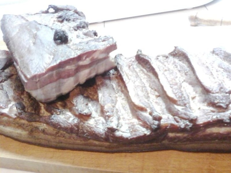 Caizer afumat | Retete culinare | Gustos.ro