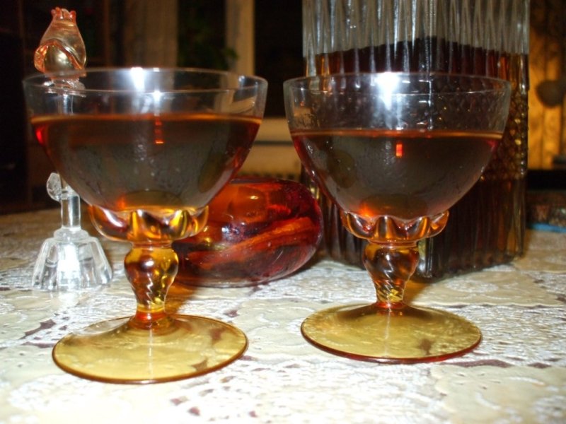 Coniac (brandy) de casa | Retete culinare | Gustos.ro