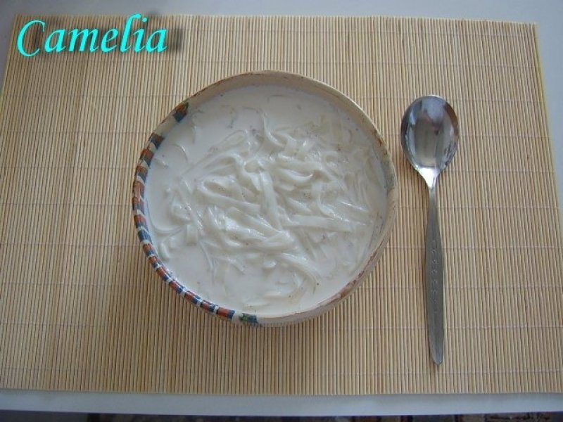 Fidea de orez cu lapte | Retete culinare | Gustos.ro