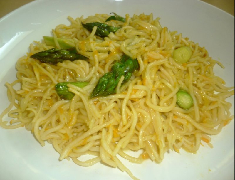 Paste din orez cu sparanghel | Retete culinare | Gustos.ro