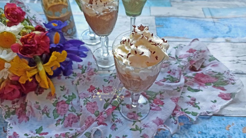 Lichior crema de cafea | Retete culinare | Gustos.ro