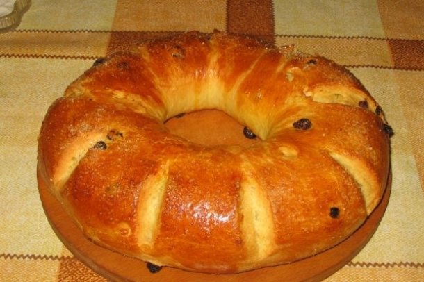 COLAC CU FRUCTE | Retete culinare | Gustos.ro