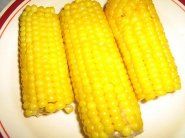 PORUMB FIERT | Retete culinare | Gustos.ro