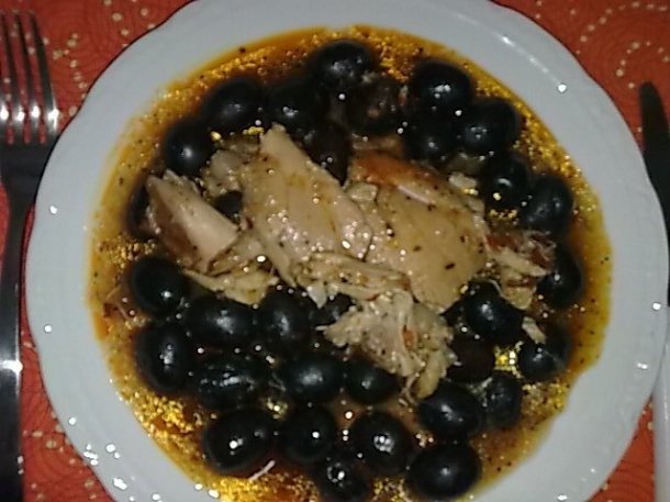 Copanele de pui cu masline | Retete culinare | Gustos.ro