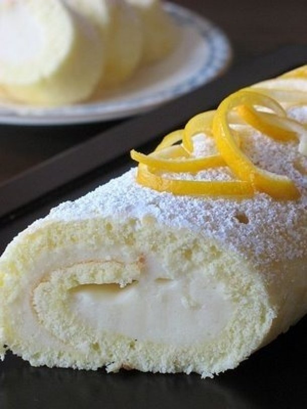 Rulada cu lamaie | Retete culinare | Gustos.ro