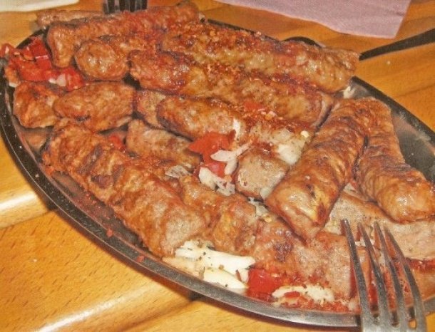 Cevapi (mici) | Retete culinare | Gustos.ro