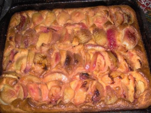 Prajitura cu fructe de sezon | Retete culinare | Gustos.ro