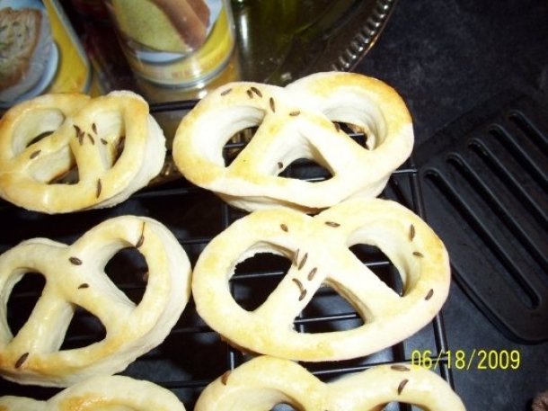 Covrigei de casa | Retete culinare | Gustos.ro