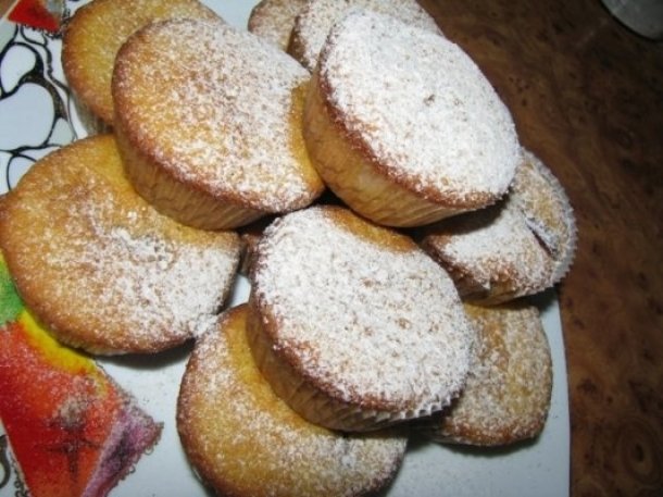 Prajiturele delicioase cu prune | Retete culinare | Gustos.ro