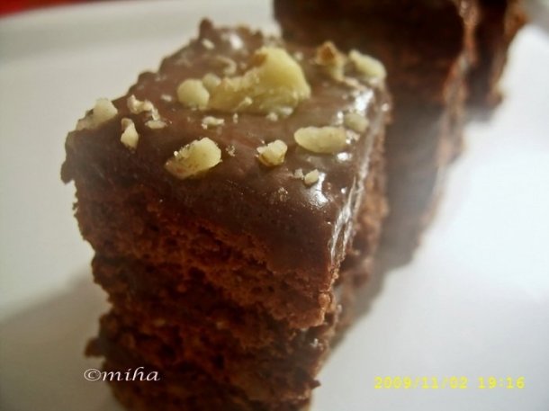 Prajitura Snickers | Retete culinare | Gustos.ro