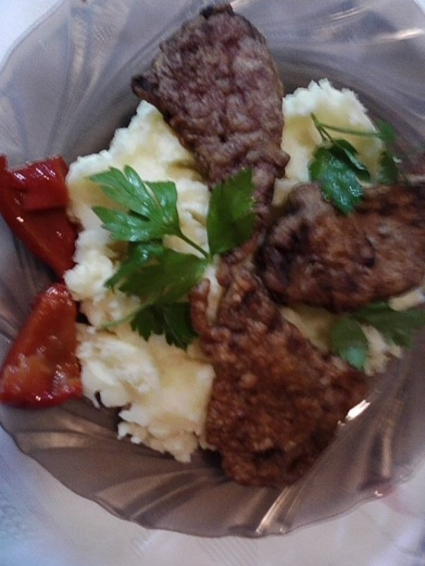 Ficat de porc pane | Retete culinare | Gustos.ro