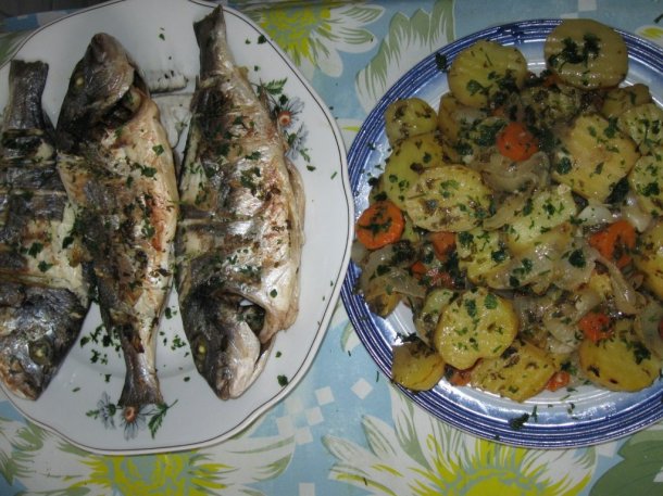 Dorada cu legume | Retete culinare | Gustos.ro