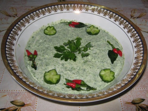 Salata de patrunjel verde cu iaurt-Bagdunesieh | Retete culinare ...