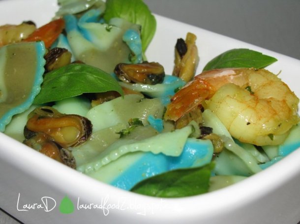 Farfalle cu creveti si midii | Retete culinare | Gustos.ro