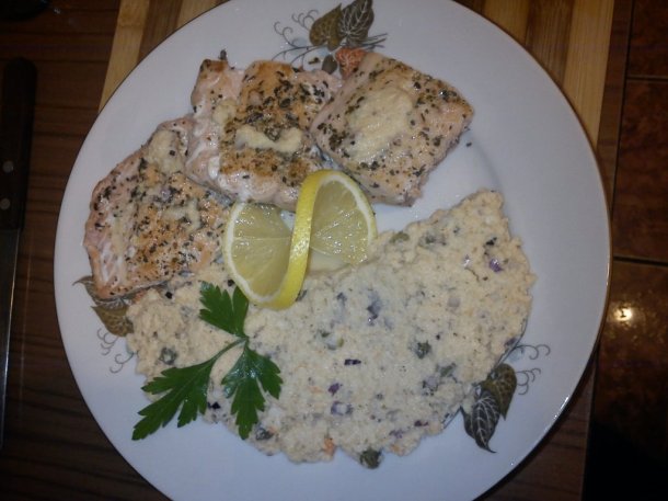 File de somon cu piure de telina | Retete culinare | Gustos.ro