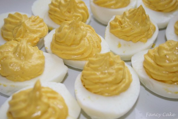 Oua umplute | Retete culinare | Gustos.ro