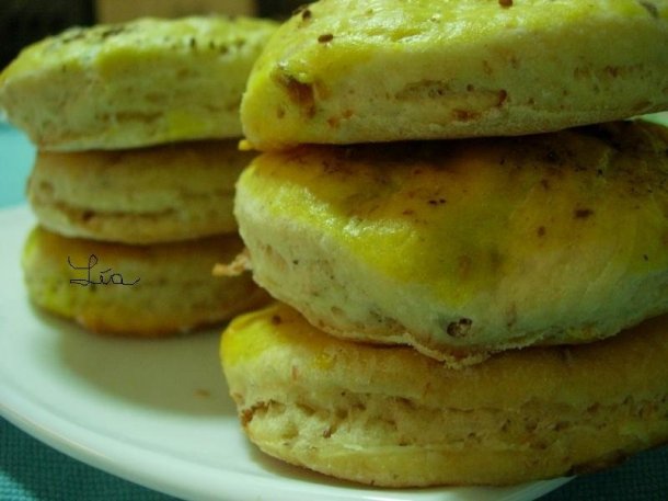 Pogacele cu jumari | Retete culinare | Gustos.ro