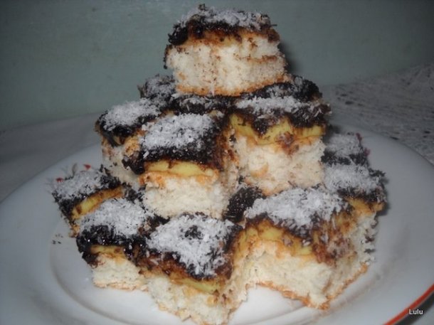 Prajitura cu cocos | Retete culinare | Gustos.ro