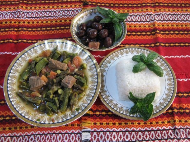 “Bamyah”-Mancare de bame cu carne de vita-reteta specific arabeasca ...