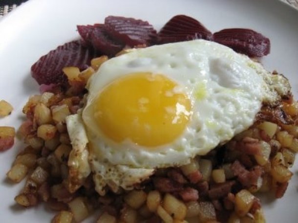 Pytt i panna | Retete culinare | Gustos.ro