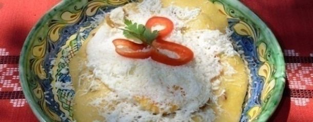 Reteta moldoveneasca: Bulz ciobanesc | Bucataria romaneasca | Gustos.ro