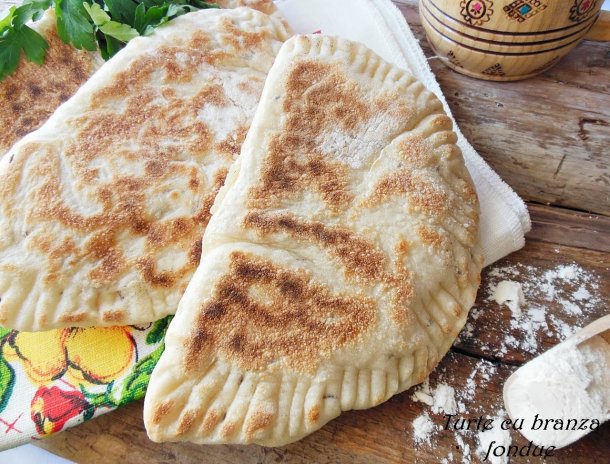 Turte cu branza fondue | Retete culinare | Gustos.ro