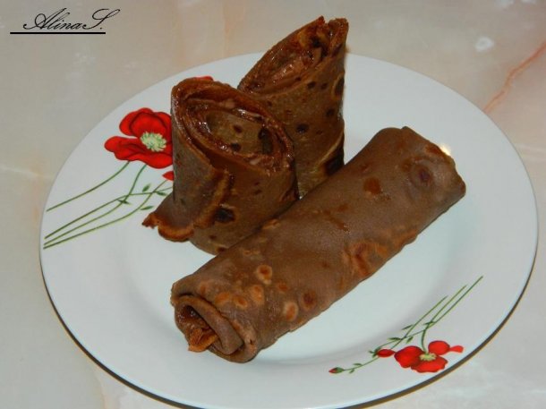 Clatite de ciocolata | Retete culinare | Gustos.ro