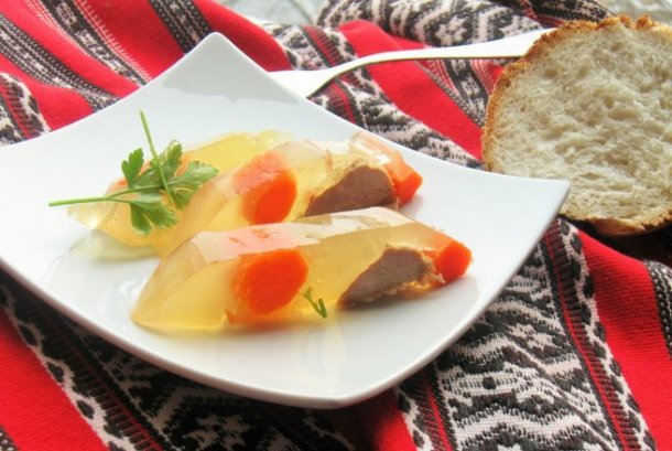 Cum sa prepari cea mai buna piftie - 10 retete simple si delicioase ...