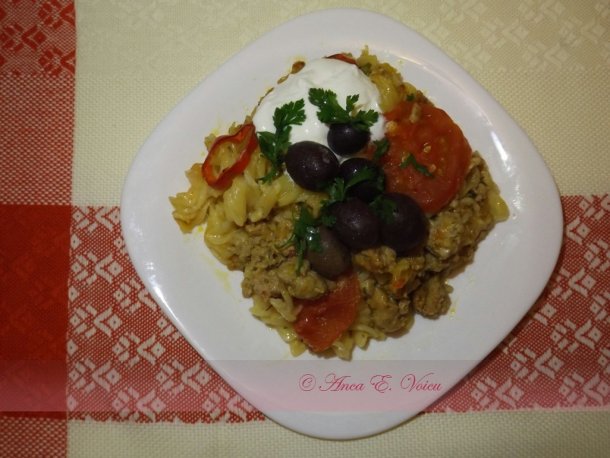 Paste cu carne | Retete culinare | Gustos.ro