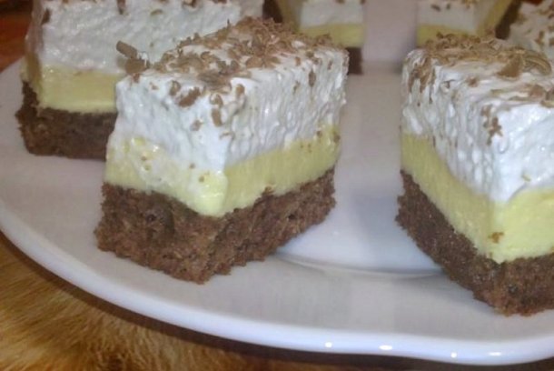 Prajitura inghetata falsa. Un desert cremos, racoritor si usor de ...