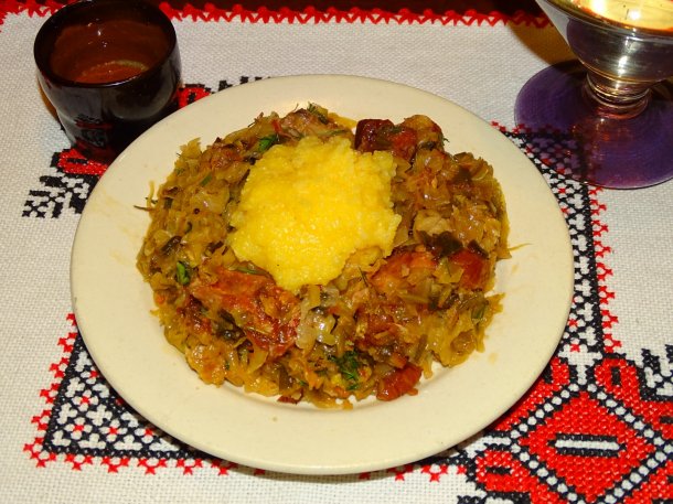 Varza noua cu ceapa verde la cuptor | Retete culinare | Gustos.ro